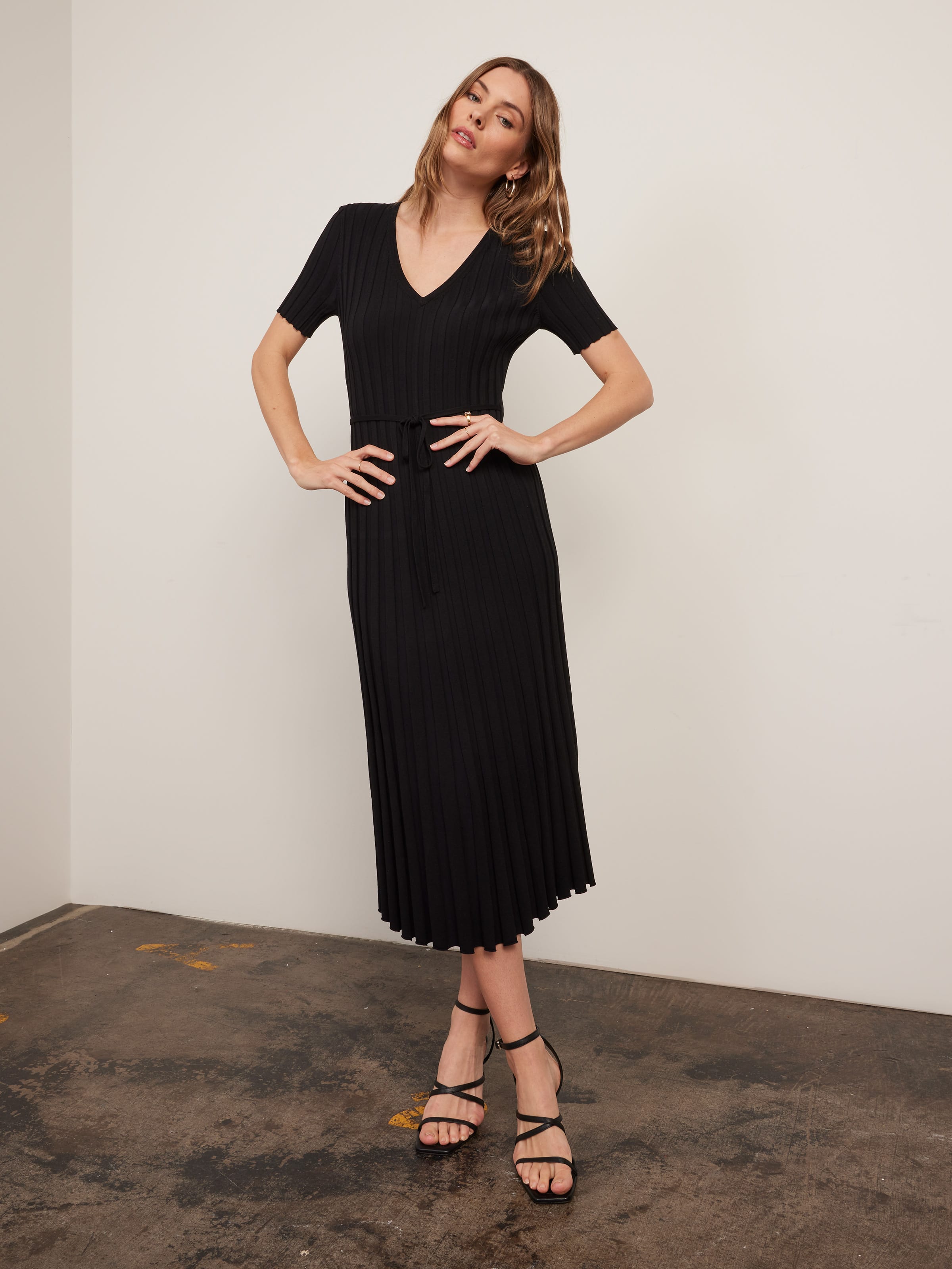 Sibella Short Sleeve Milano Dress - Portmans Online